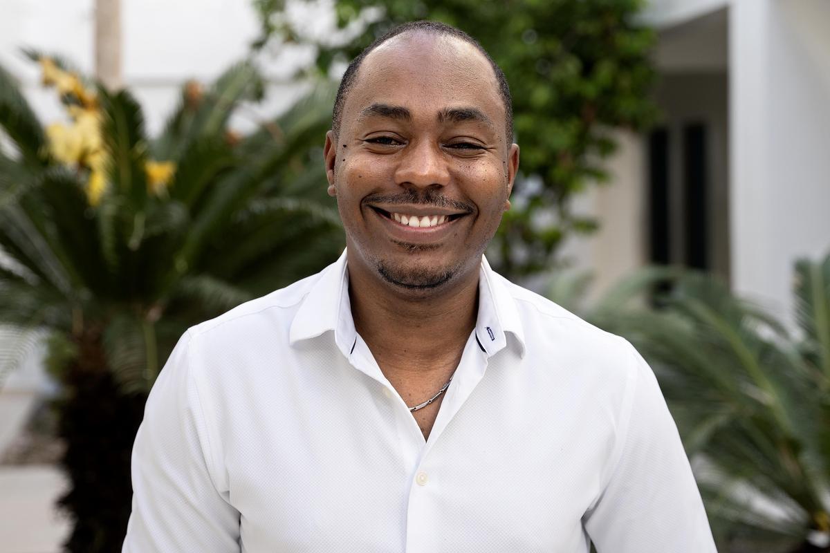 Un médecin haïtien doublement honoré sur la scène mondiale | Zanmi Lasante