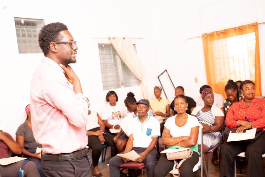 Reinforcing life-saving gestures | Zanmi Lasante